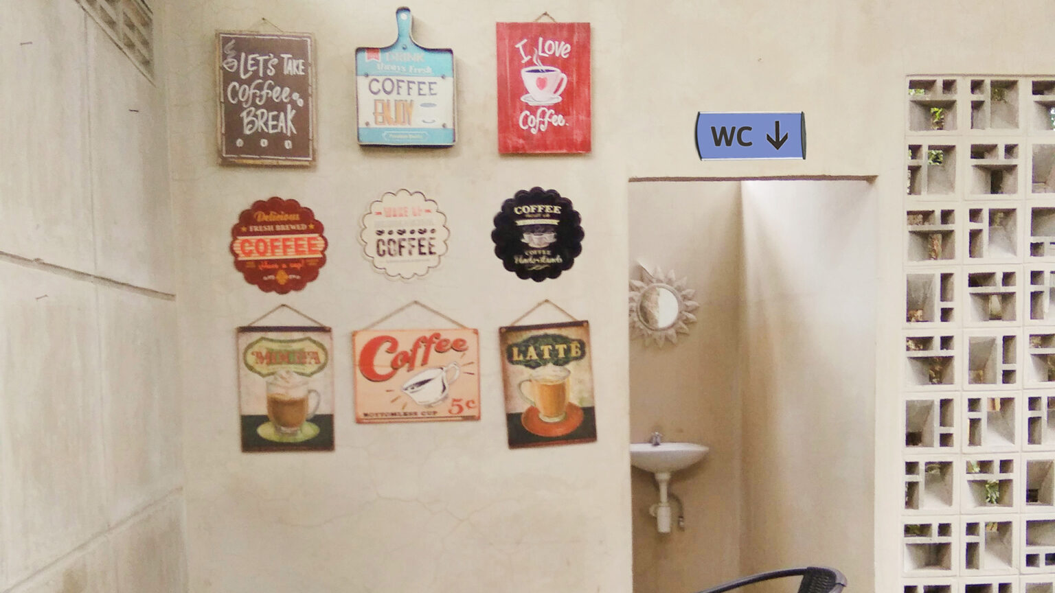 Rustic Themes: Restaurant, Bar, And Pub Display Ideas - Ores Display