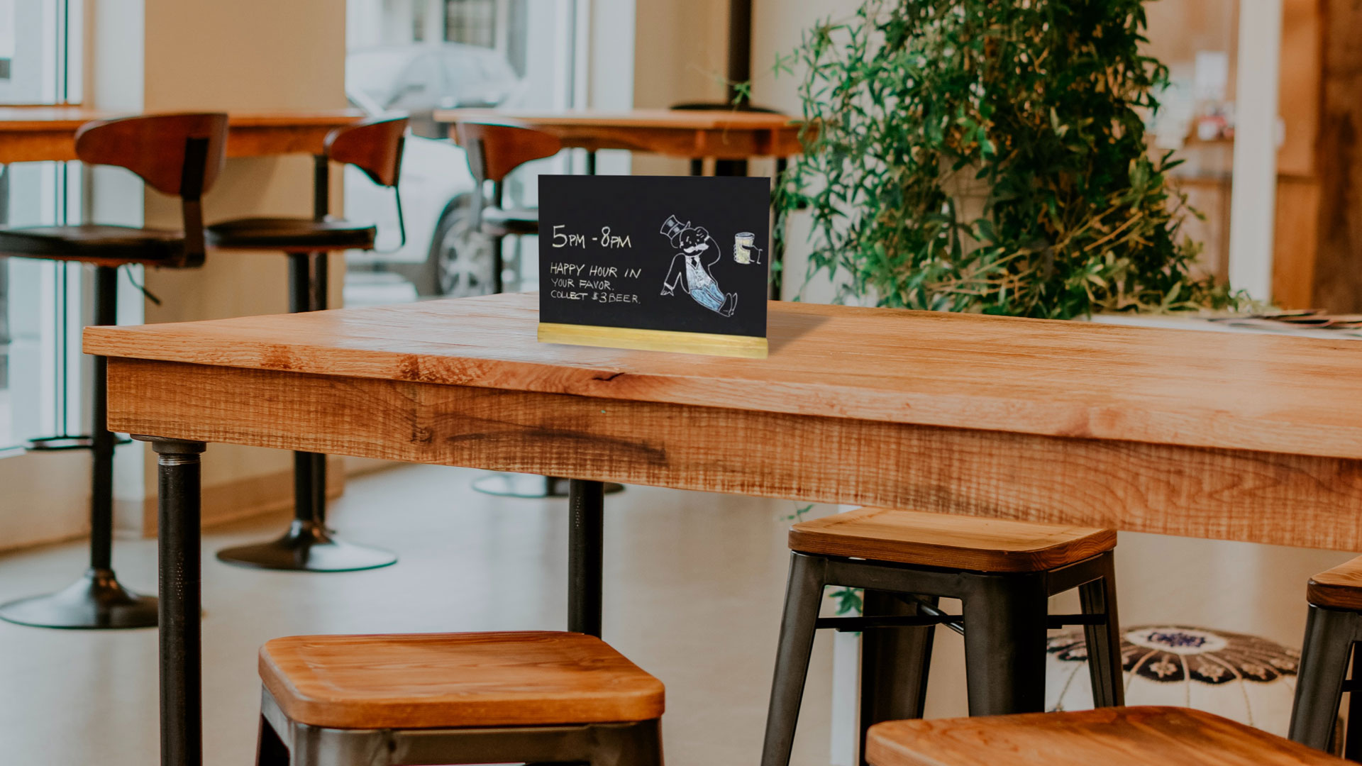 Rustic Themes: Restaurant, Bar, And Pub Display Ideas - Ores Display